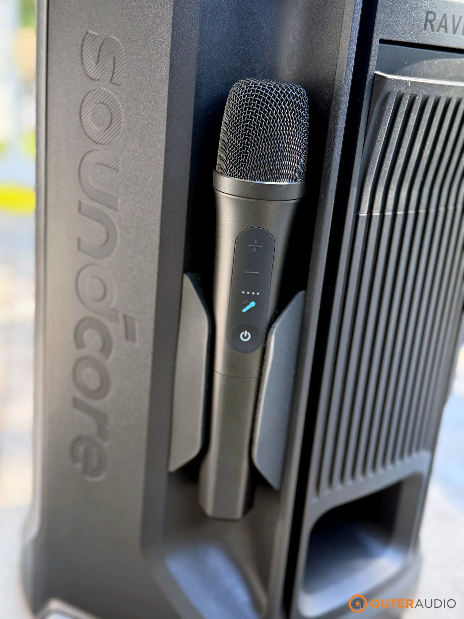 Soundcore Rave 3S Review: An AI-Powered Party Speaker